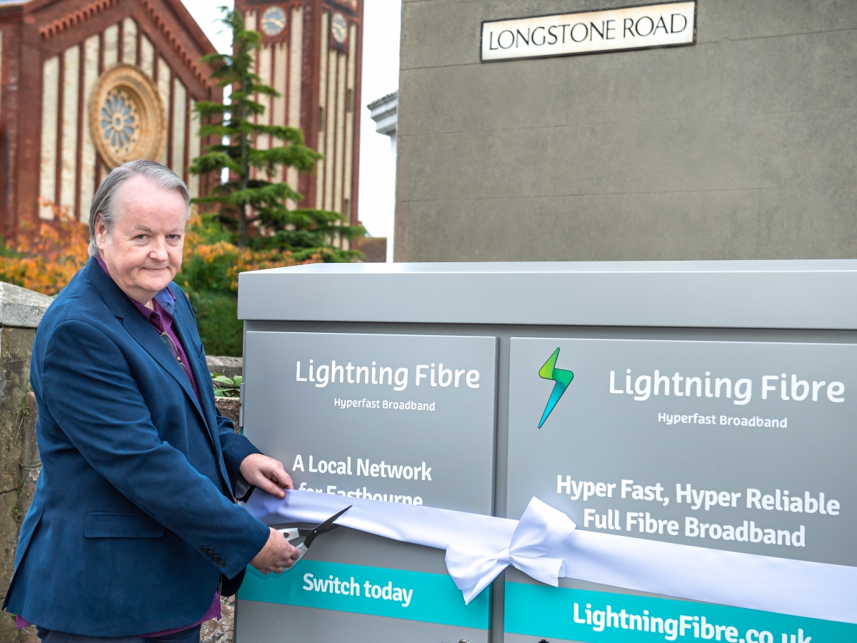 Lightning Fibre launches in Seaside -providing 6,000 more homes and ...