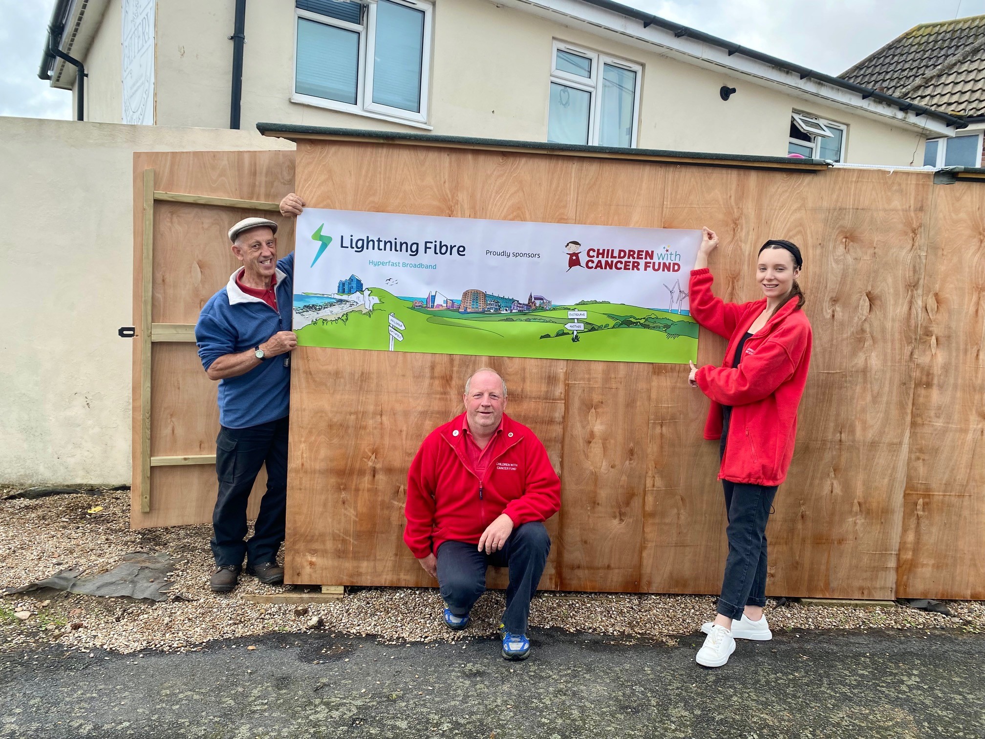 Lightning Fibre supports local children's charity, Children With Cancer ...