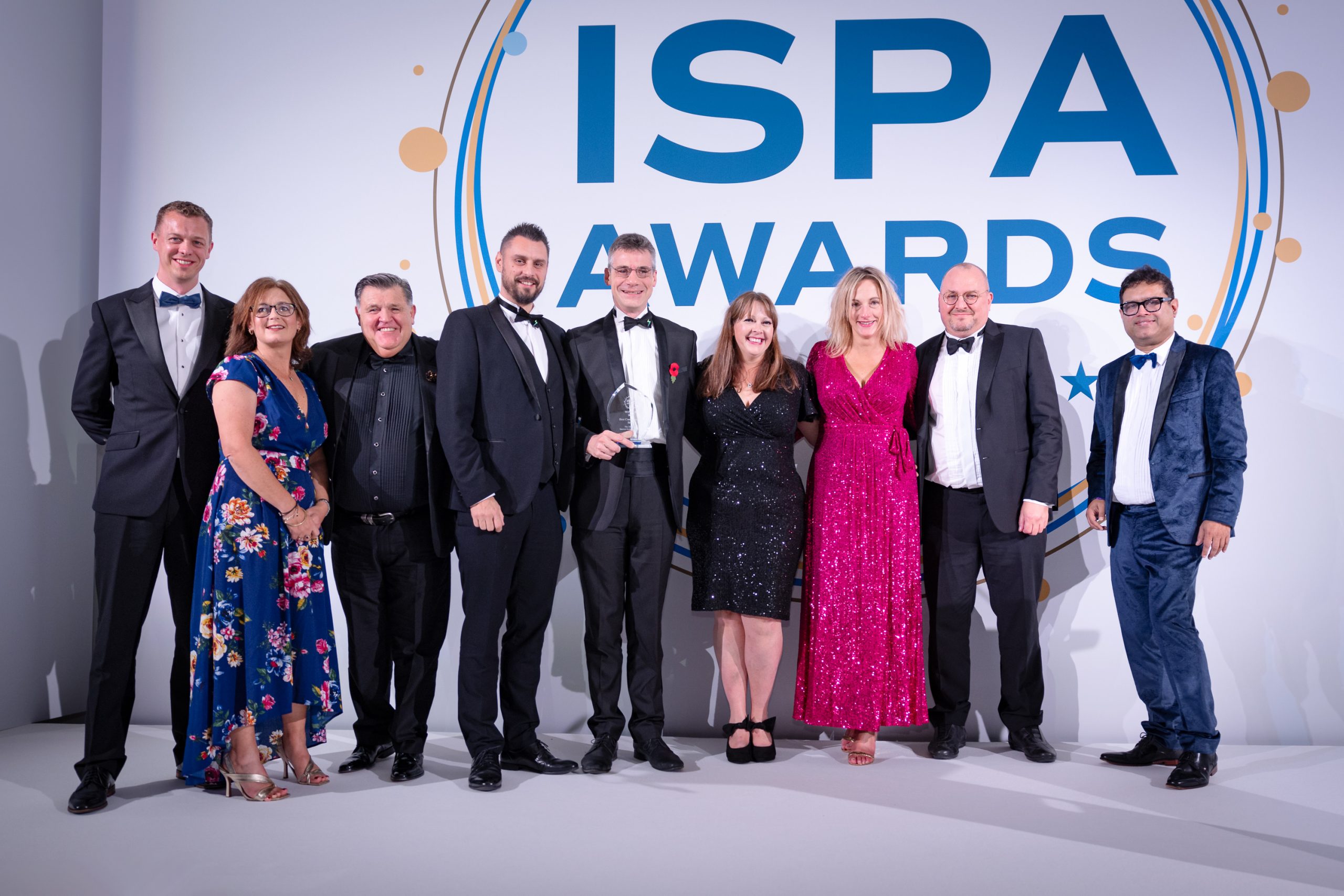 Lightning Fibre scoops the highly coveted 'Best Consumer ISP' ISPA ...