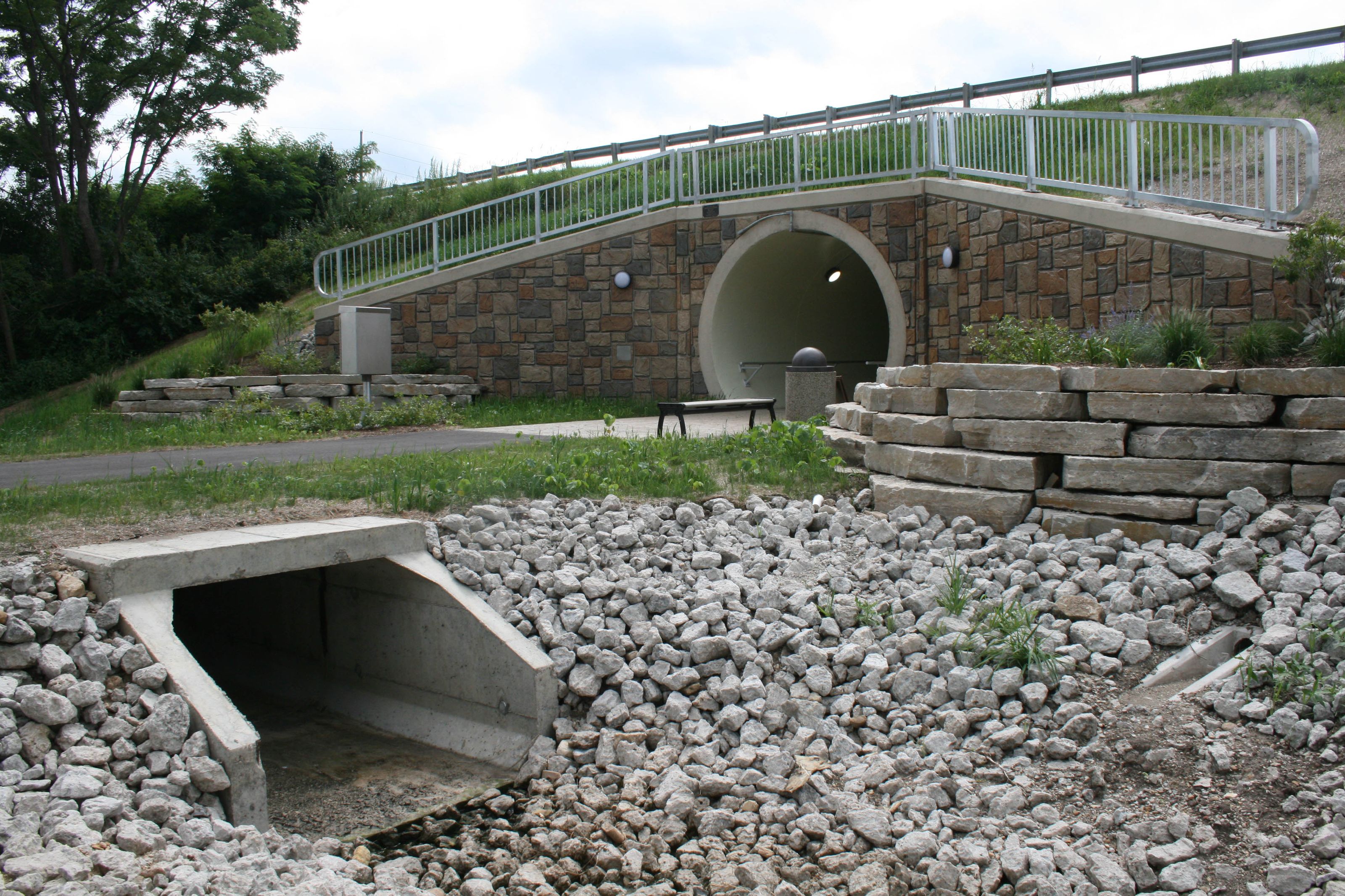 South Street Pedestrian Trail Underpass | Bodwé