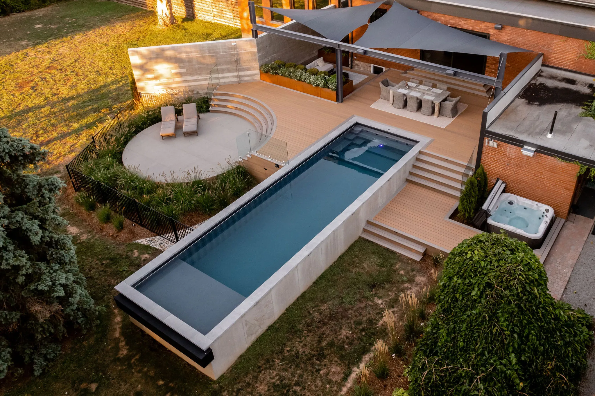 Niagara Outdoor | Design + Build.