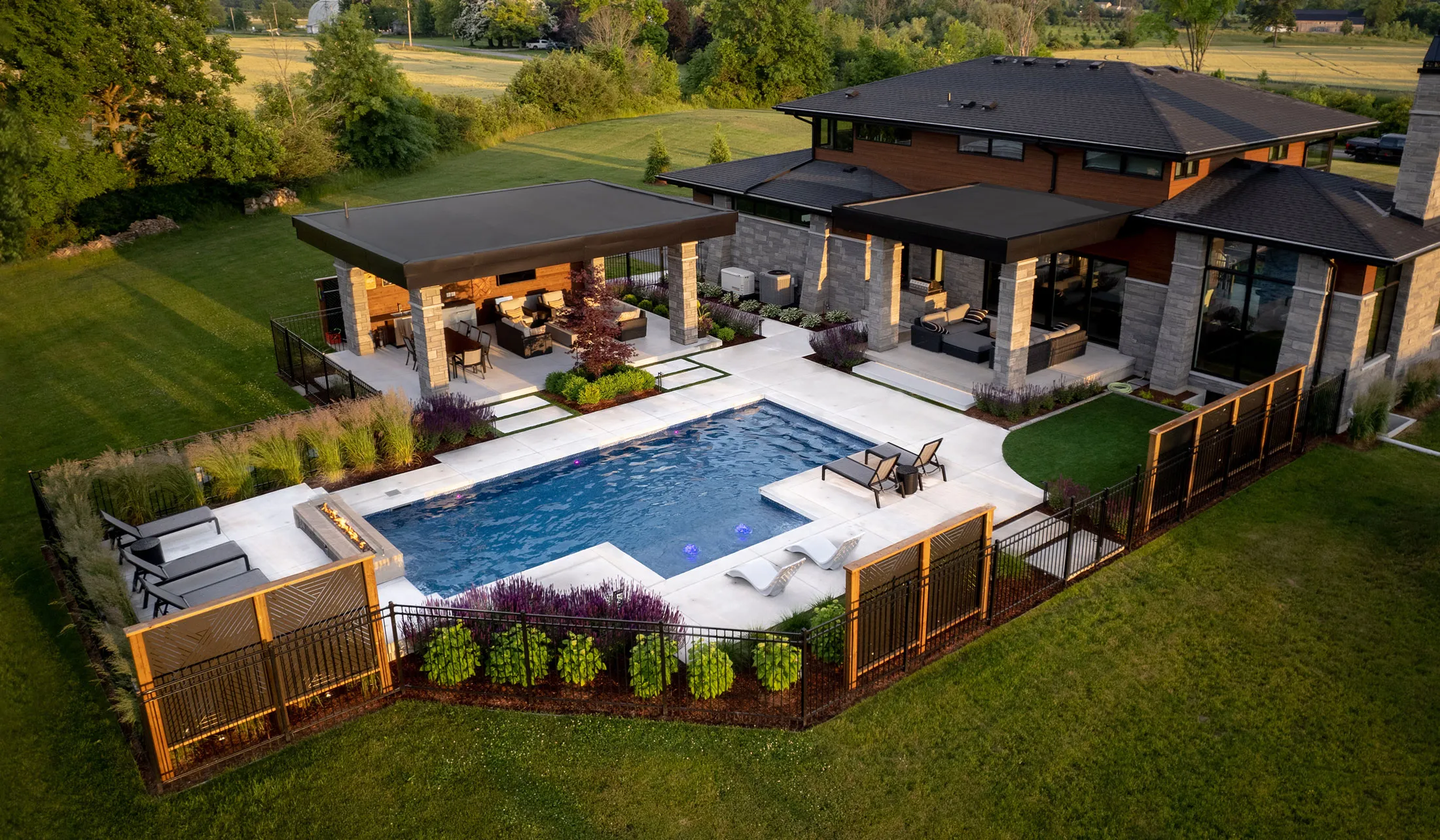 Niagara Outdoor | Design + Build.