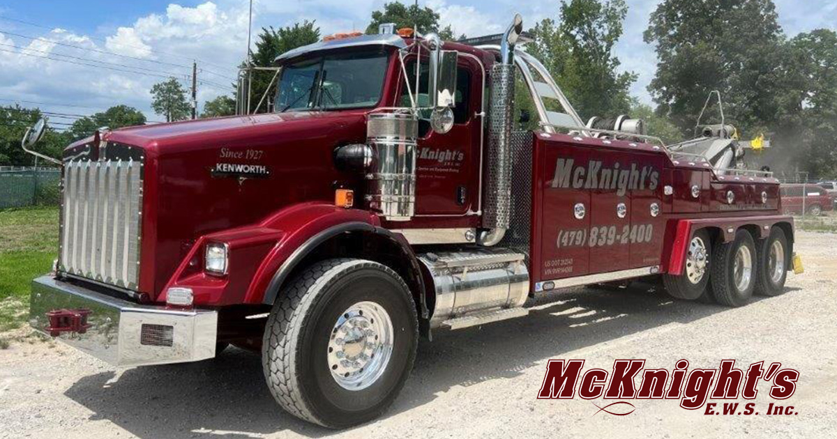 McKnight's Emergency Wrecker Service & Equipment Hauling