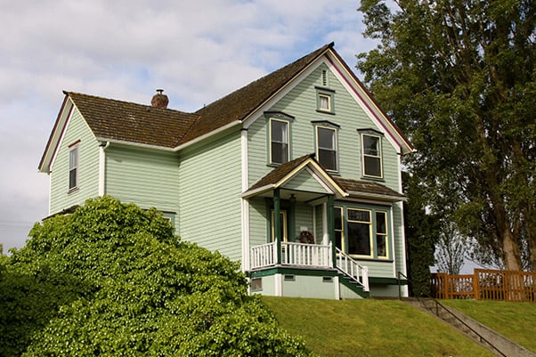 Your Guide to Replacement Windows for Historic Homes | Clera Windows ...