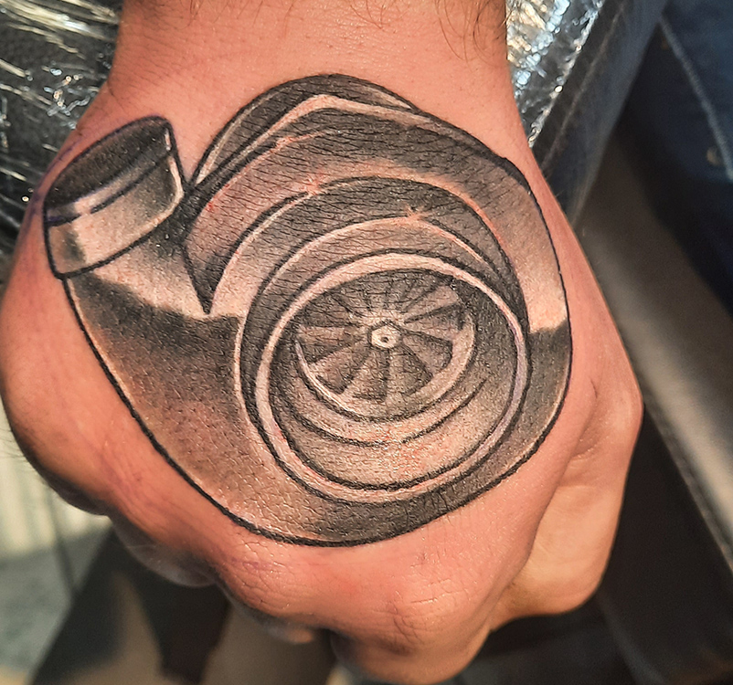 Classic 13 Tattoo | Artists | Colin