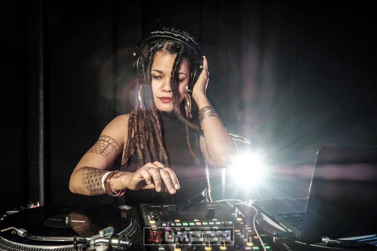 Jay Siegan Presents ⭐️ Lady Ryan