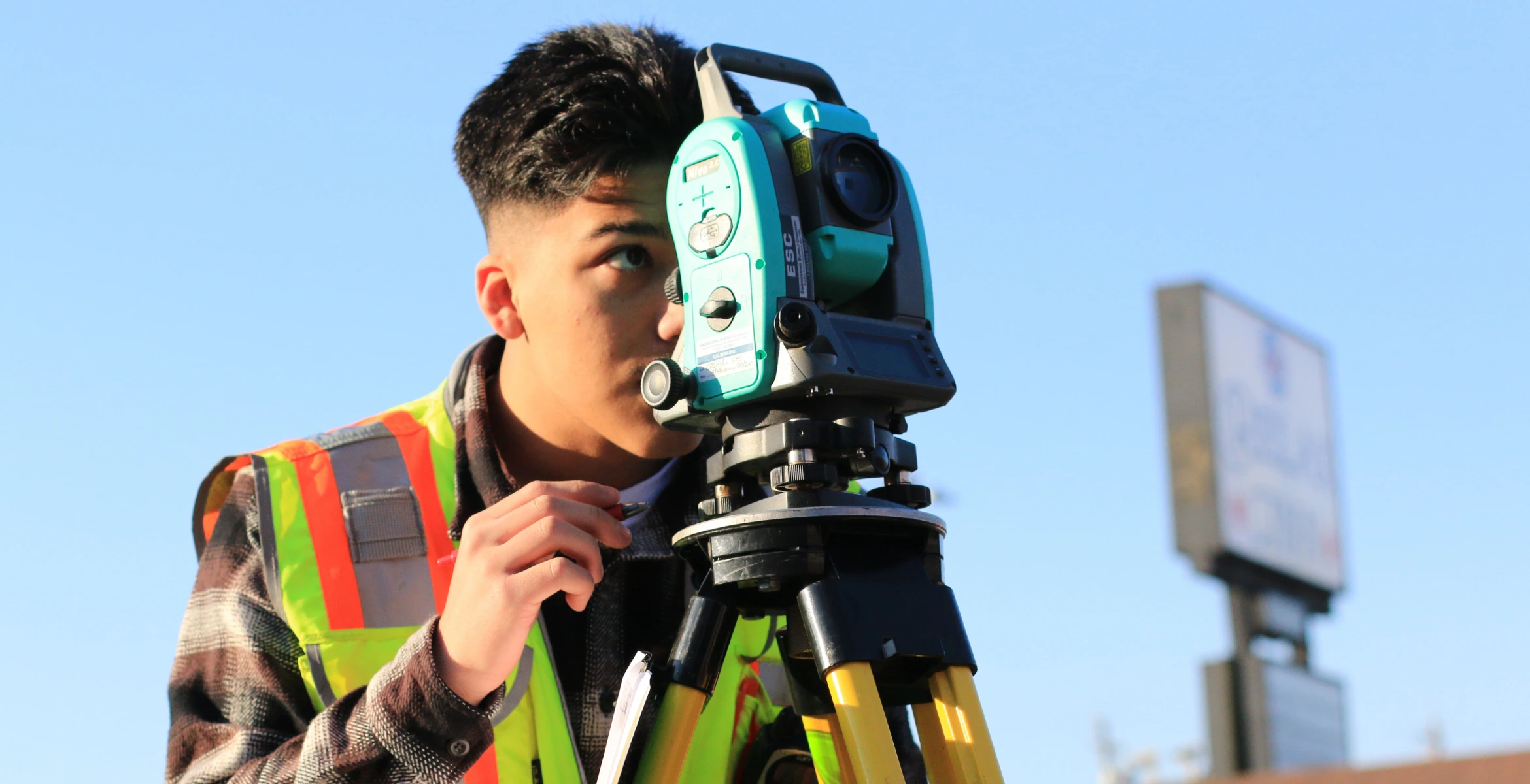 Ultralytics | Revolutionizing the World of Vision AI