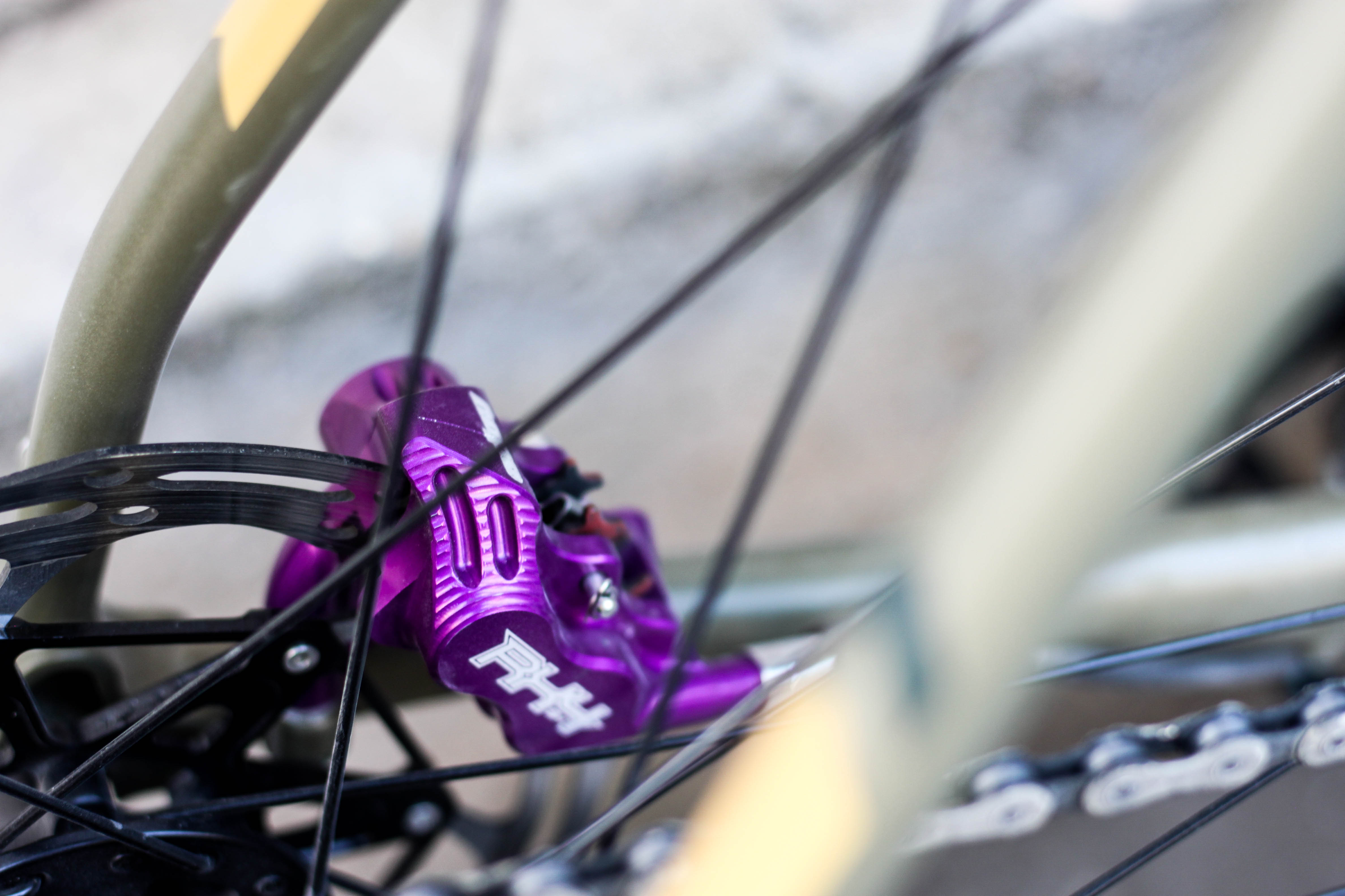 Montage Gravel Bombtrack Hook EXT – Le couteau suisse de notre ami Pierre - Montage à la carte