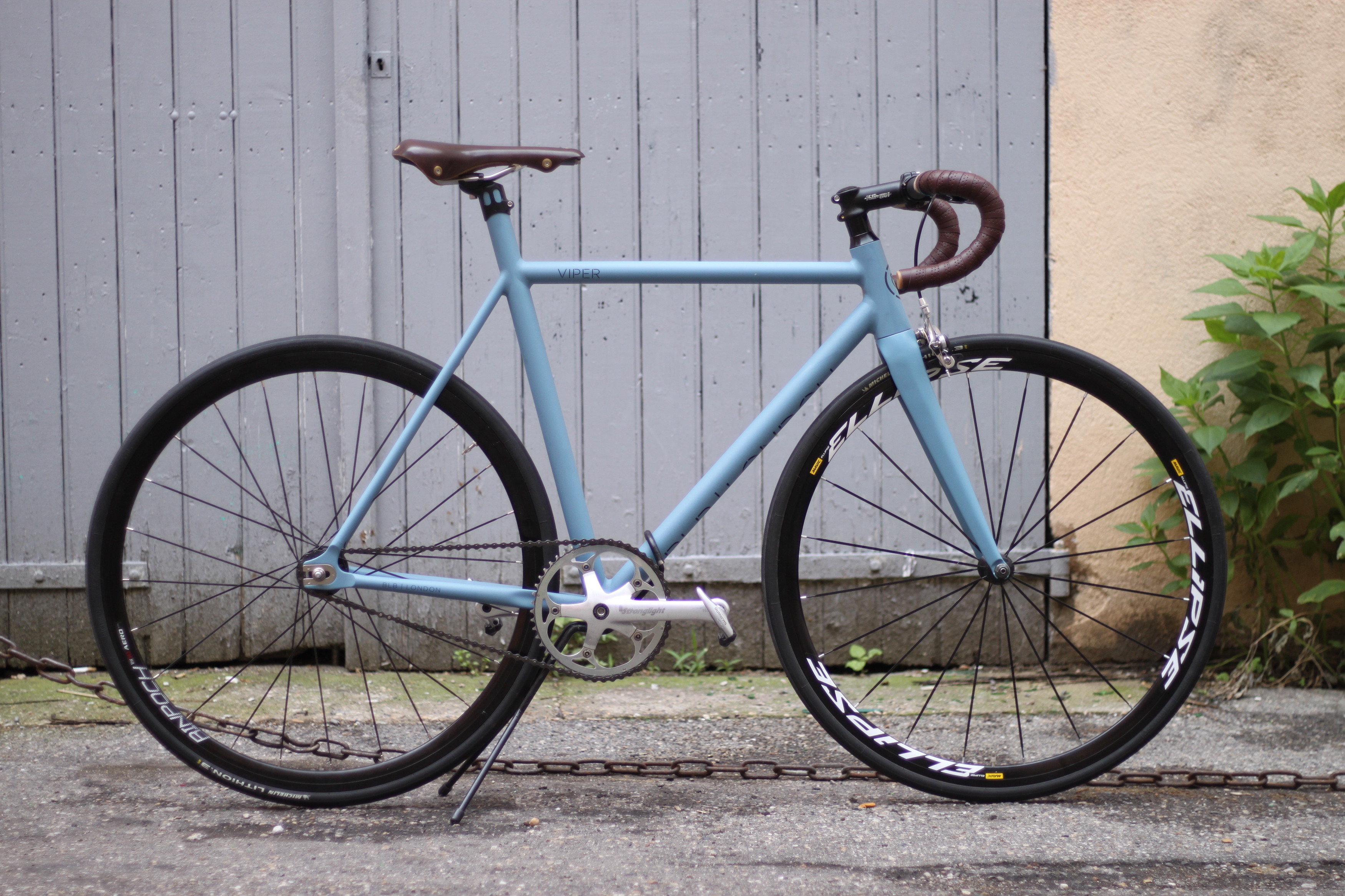 Montage BLB Viper, un pigon fixe néo retro - Montage à la carte