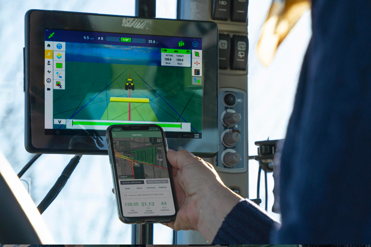 Trimble Agriculture and xFarm Technologies together to help farmers ...