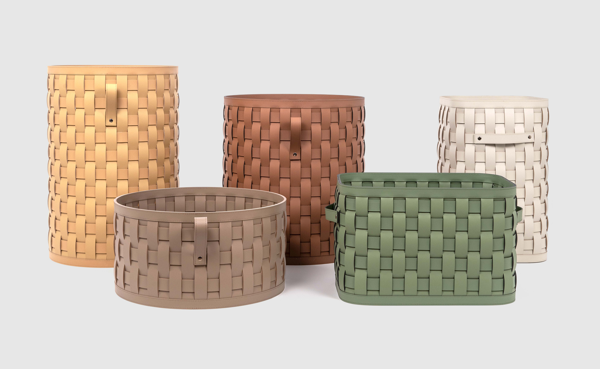 Pinetti | Meraki-studio SingaporeAdvancedLiving room, Dining room, Bedroom, Home Office, Outdoor ...