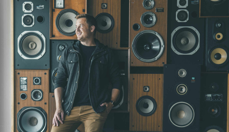 Going on the Record with Nick Alt, CEO at VNYL | Shippo