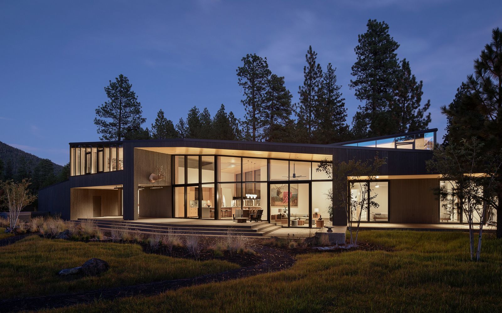 Home | Glo Fenestration