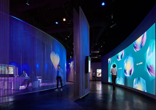 The Claudia and Nelson Peltz Social Lab at the Museum of Tolerance ...