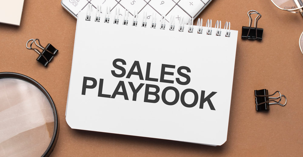Easiest Guide to Create a Sales Playbook (+ Examples)