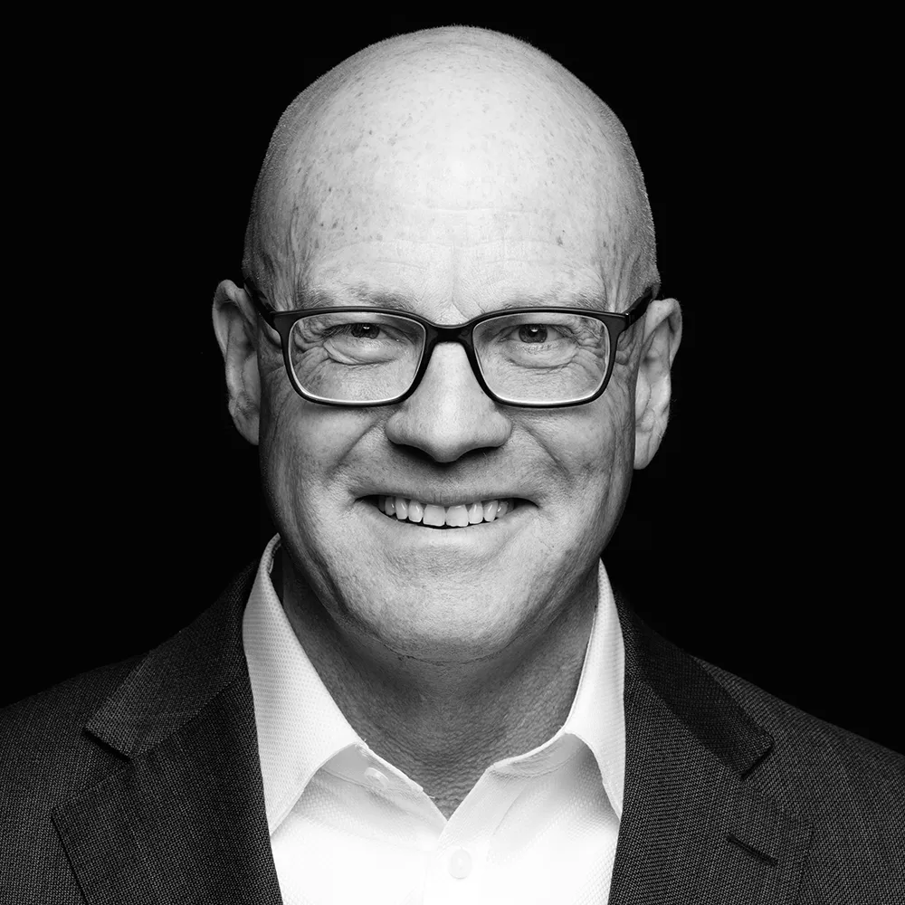 Dr. Sean Mackey: Tools to Reduce & Manage Pain - Huberman Lab