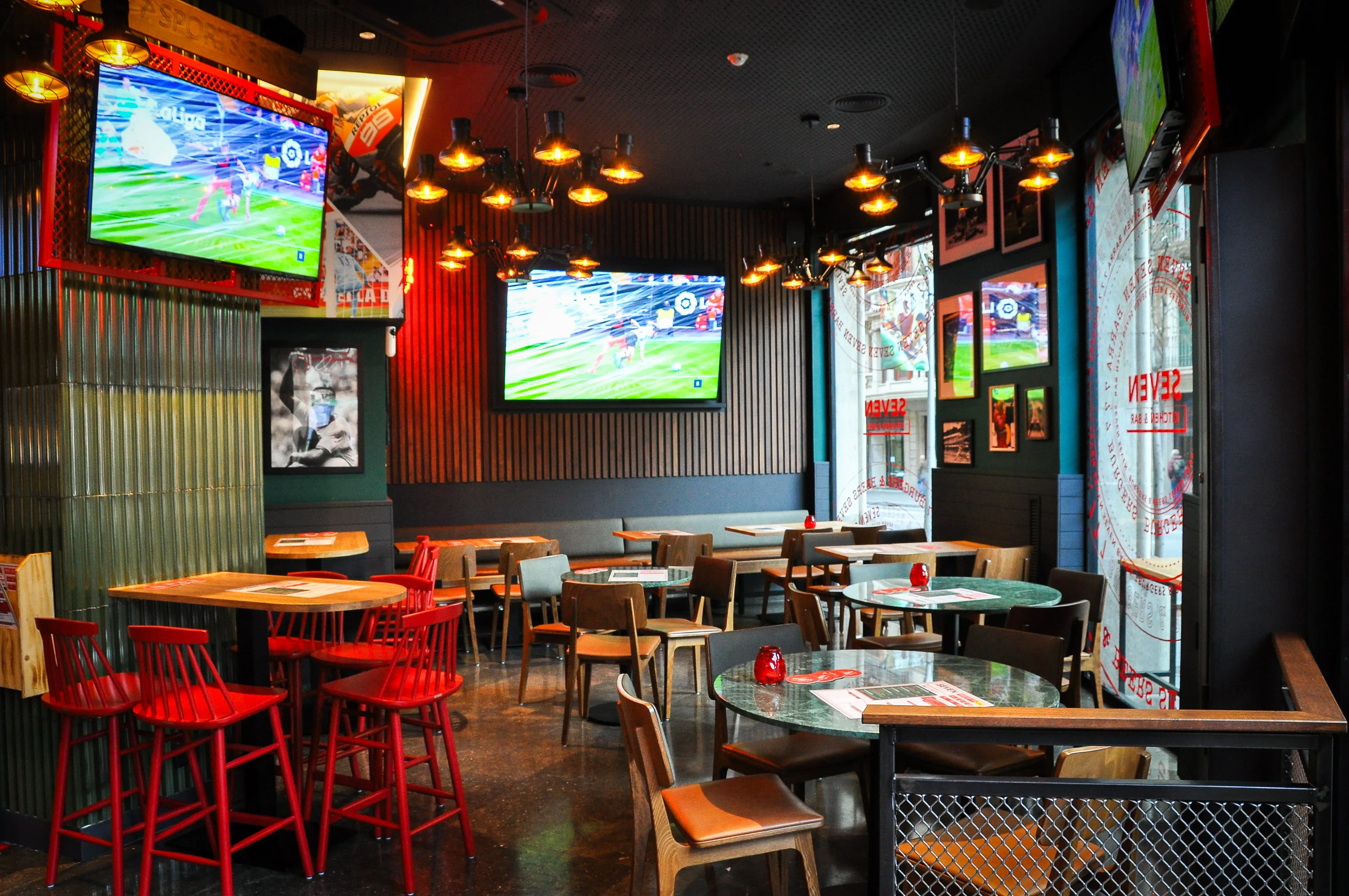 Seven Sports Bar Barcelona