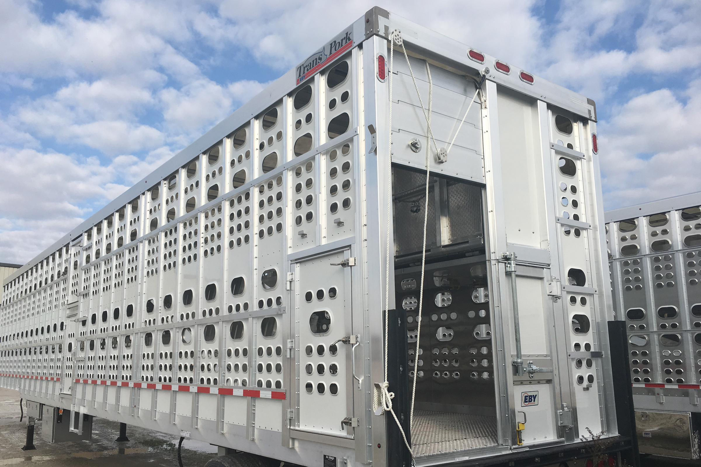 Trans Pork Livestock Semi Trailers | MH EBY