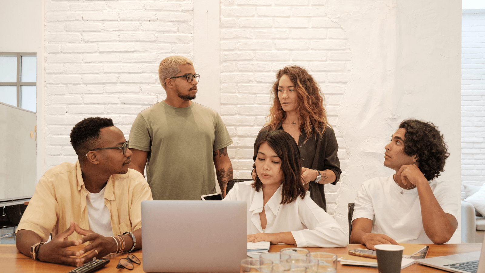 Inclusive Communication in the Workplace: Why it Matters and How to ...