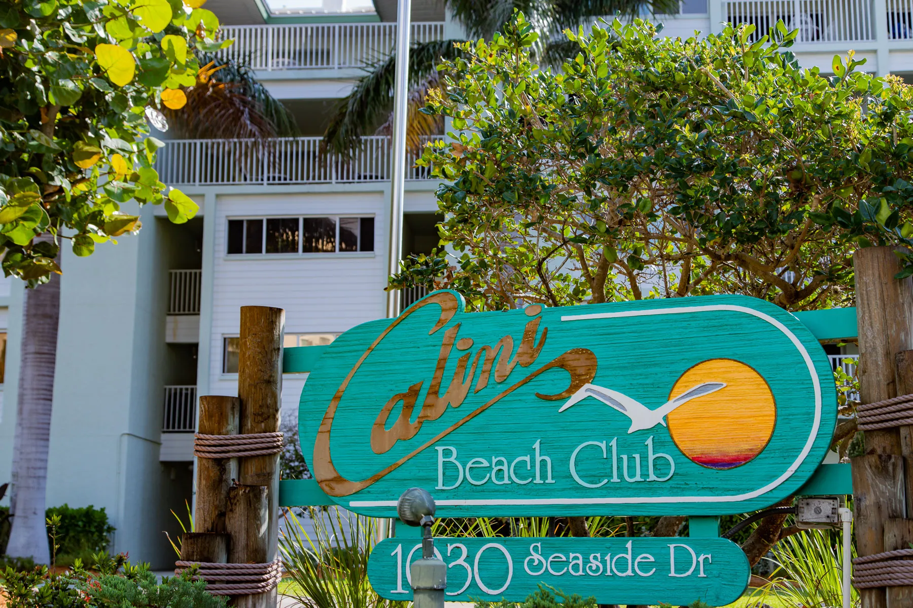 Map & Gallery | Calini Beach Club