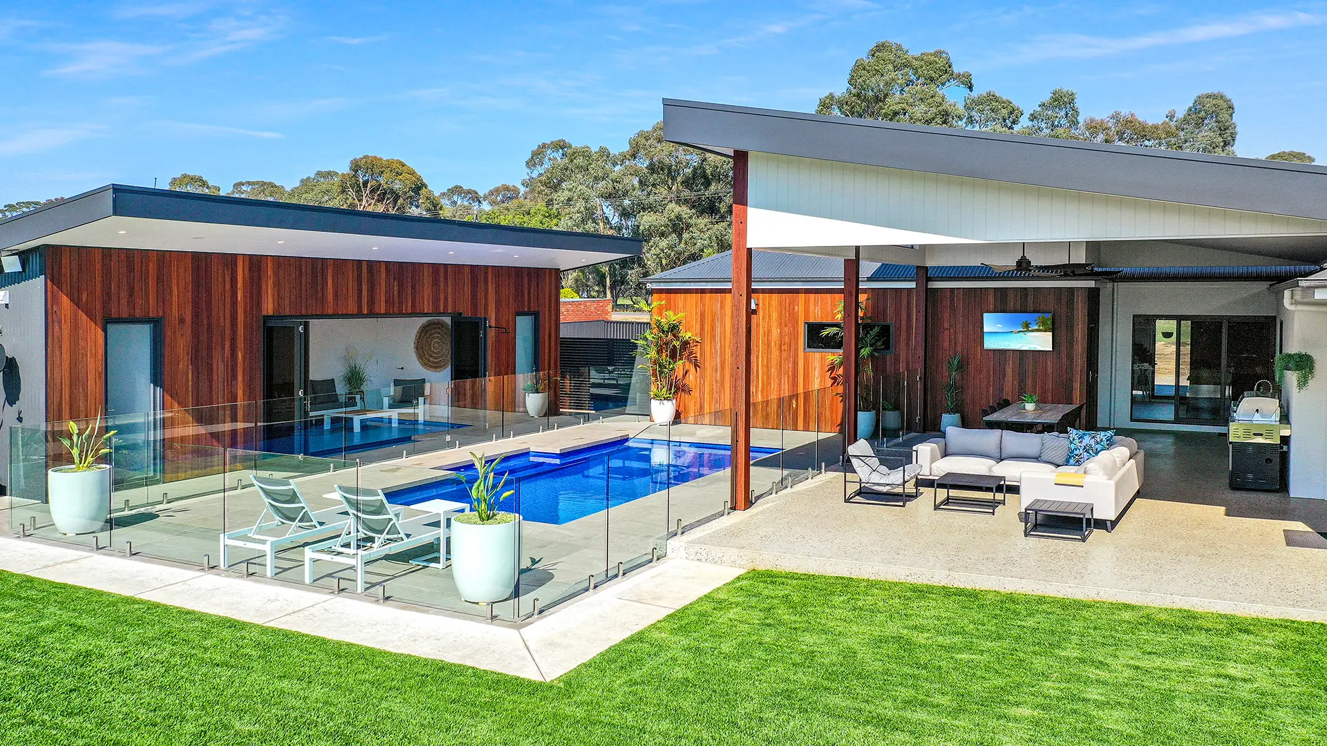 The Poolz Awards - Pools in the 'Best Pool + Entertainment Area' category