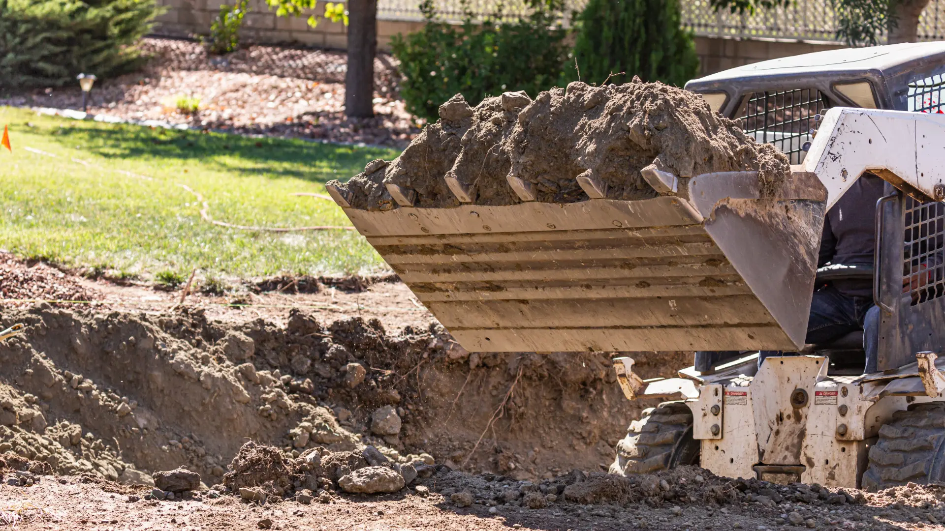 Buying a Home Without a Pool? Here’s How to Know If You Can Add One | Poolz