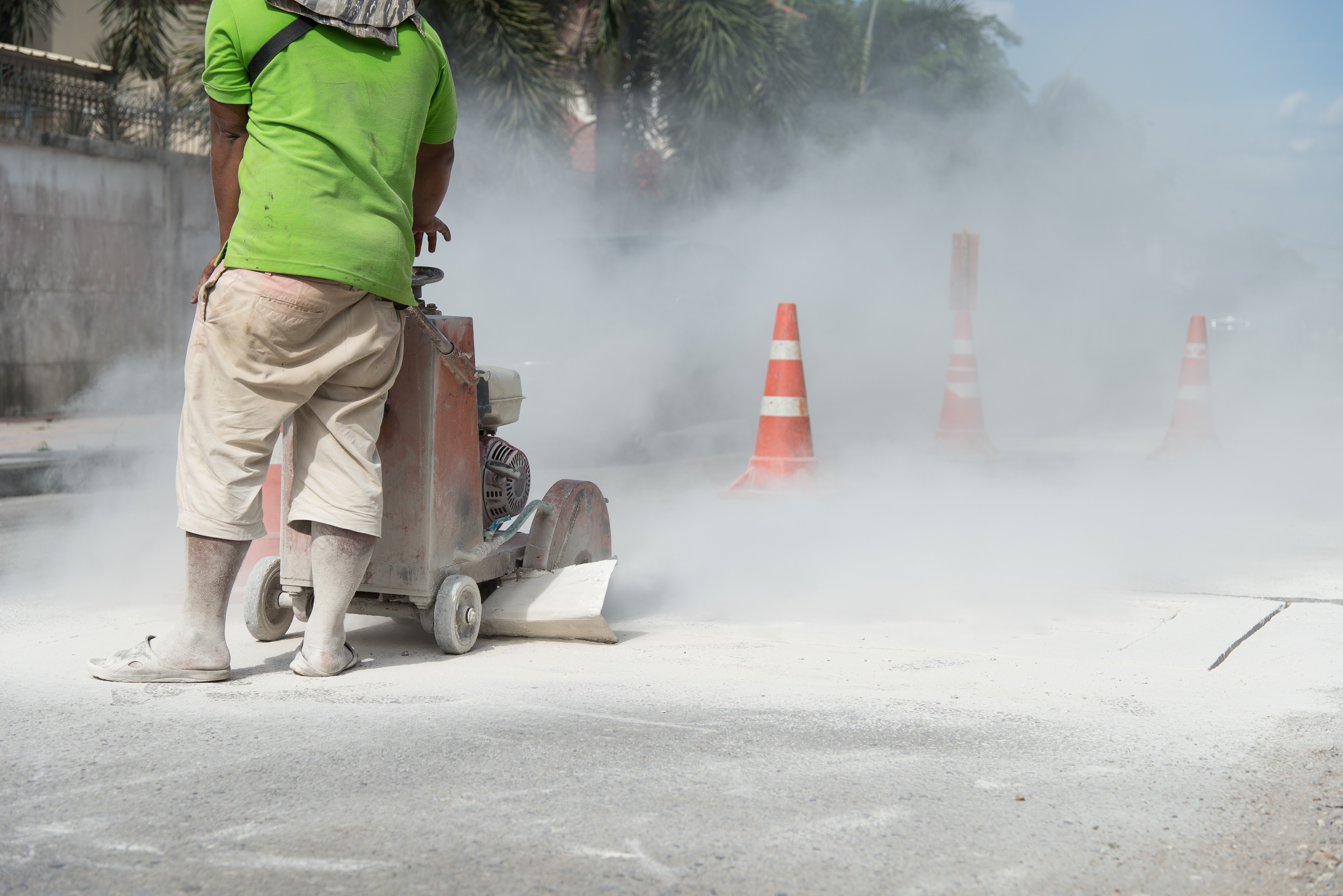 The Little Known Dangers That Put Concrete Workers at Risk | Work-Fit