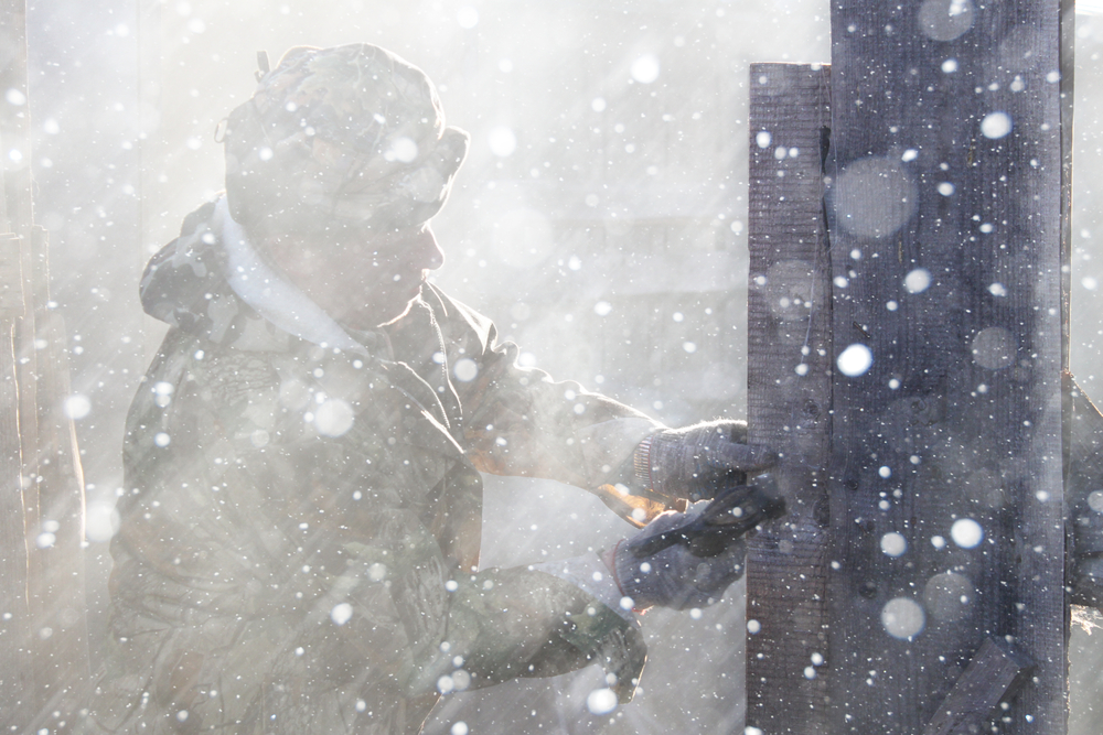 Working Outside In The Cold: Quick Tips | Work-Fit