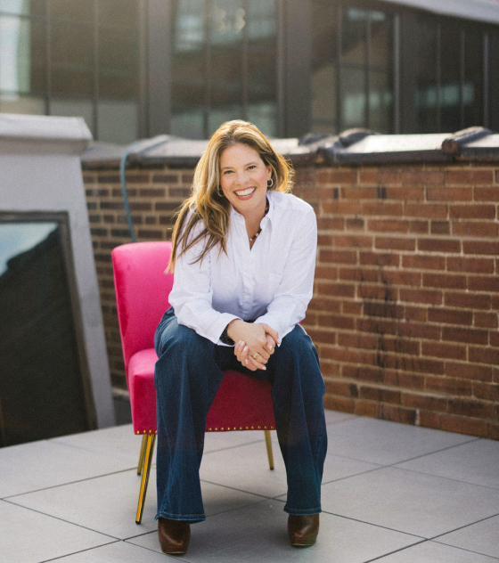 Whitney Kenter | Glowe Team Member