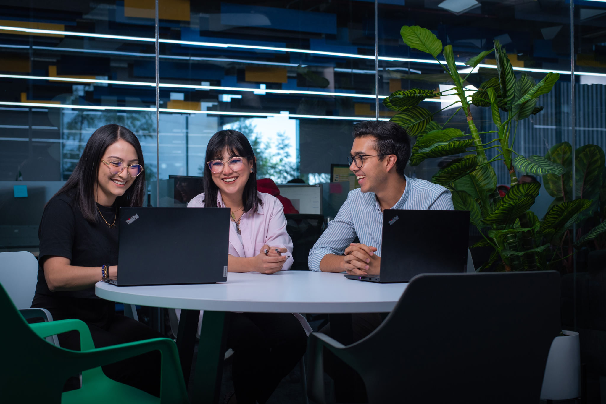 What Is Nearshoring: Is It Right for Your Business | Rapido