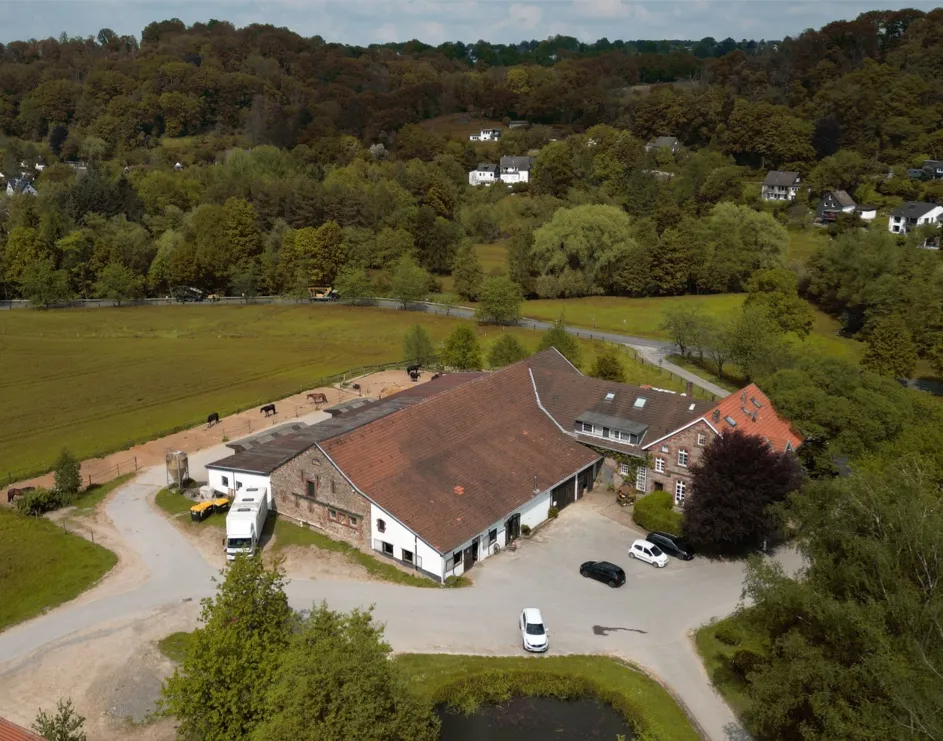 Einstallung | Karen von Schoening