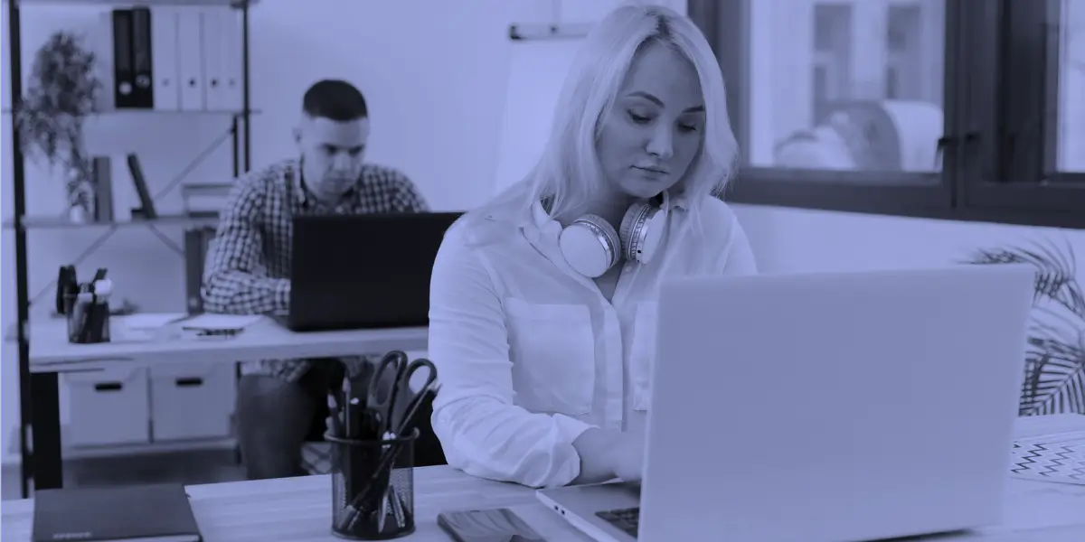 In-house Training vs Outsourced Training: [A Detailed Analysis]