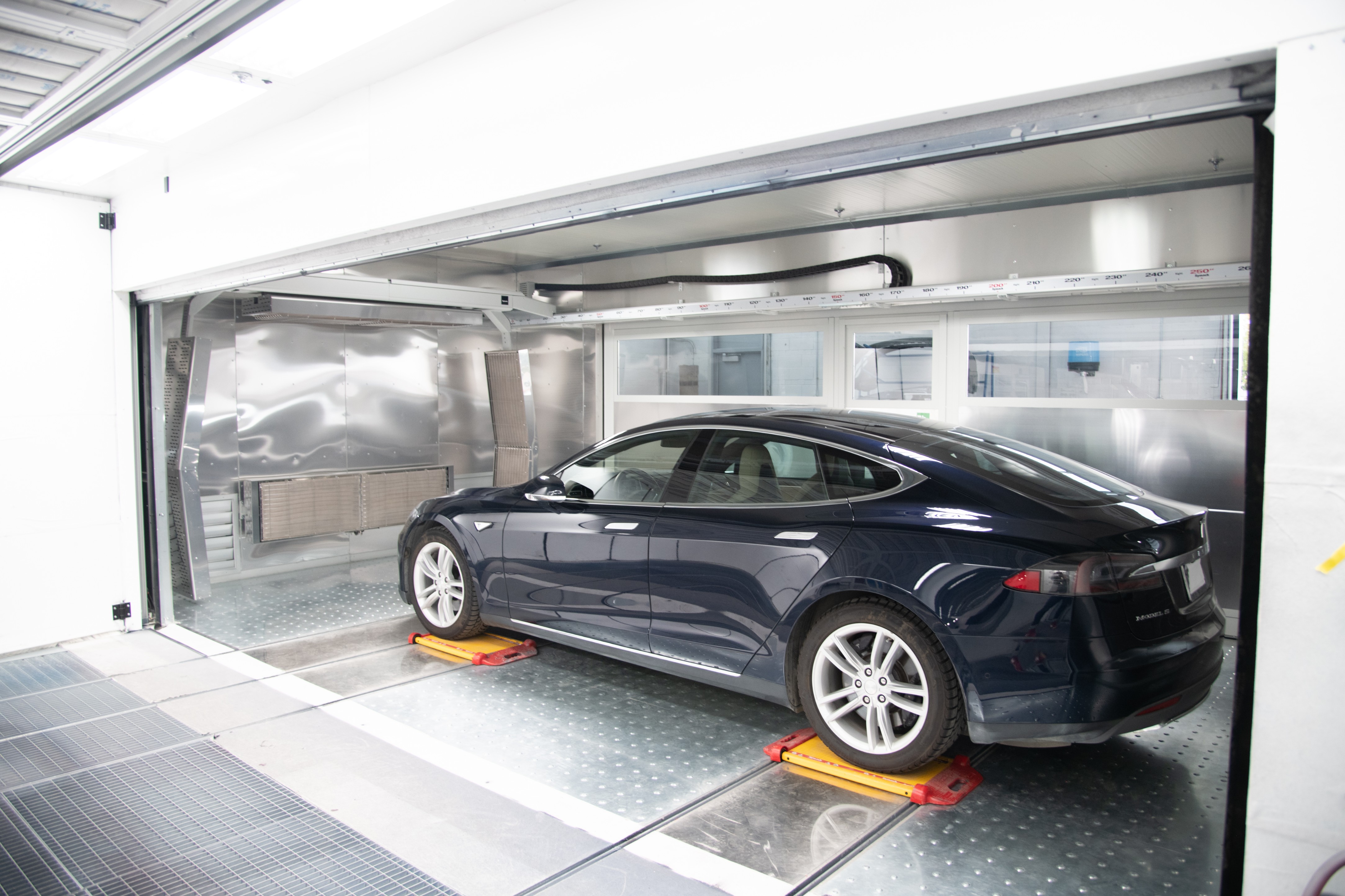 Tesla Approved Collision Centre Ontario | CSN 427 Auto Collision