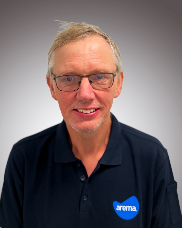 Rikard Persson, Returmottagare - Arema Heavy Rental