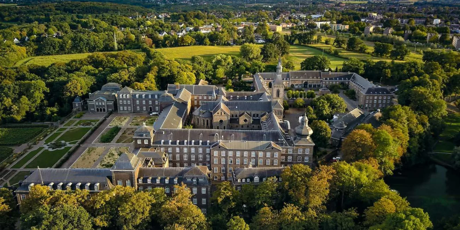 Zoek jij een bijbaan in Heerlen? | Studentenbaan vanaf 16