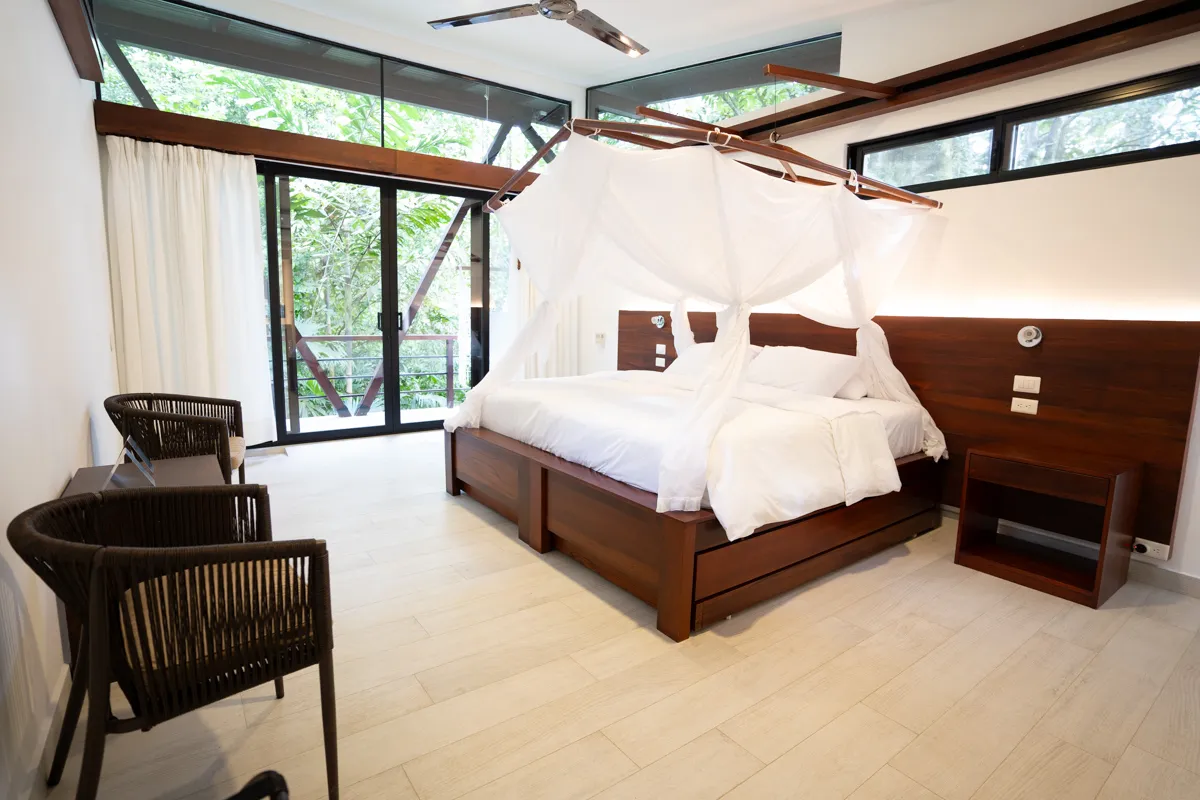 Sanctuary Cabin | Minga Lodge & Reserve