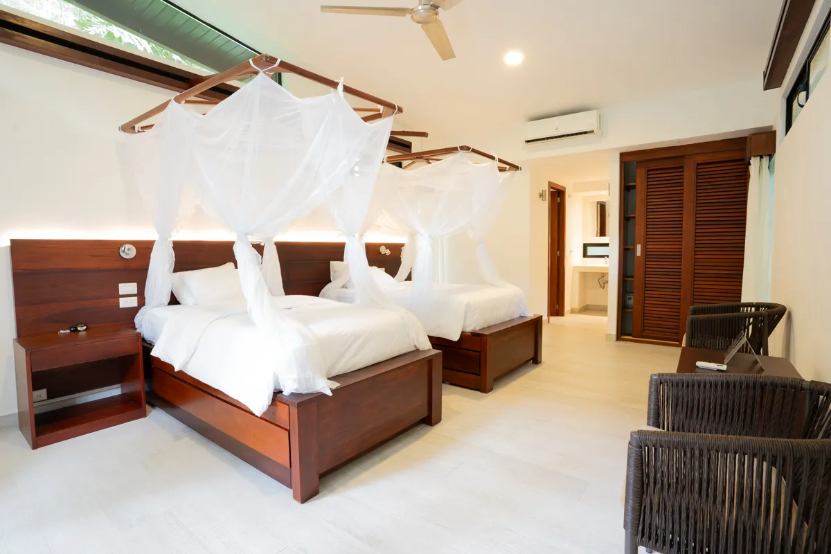 Sanctuary Cabin | Minga Lodge & Reserve