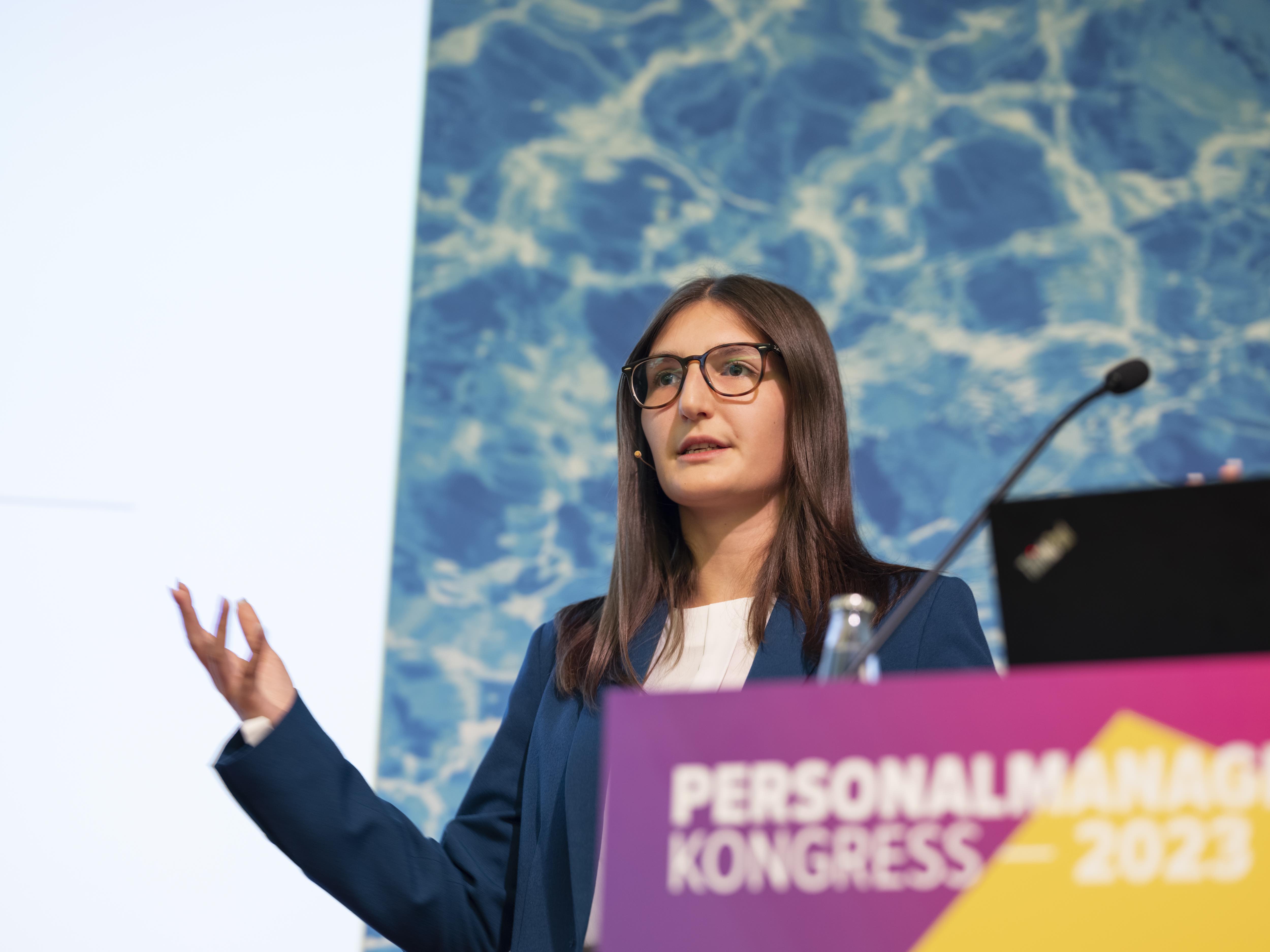 Ivana Tadic - Content Creatorin & Speakerin für Gen Z