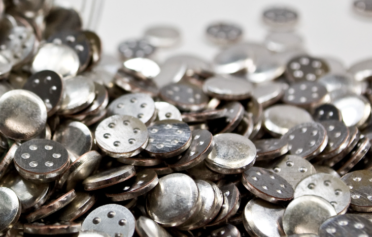 Powder Metallurgical and Refractory Contacts