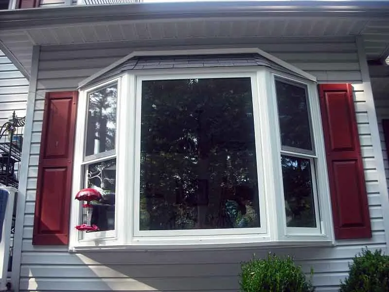 Triple-Pane Bay & Bow Windows For New England