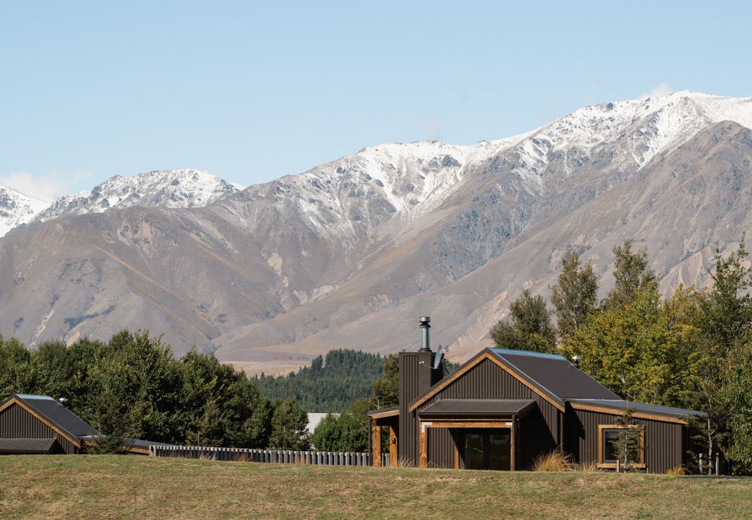 Alpine Lodges - Accommodation in Lake Tekapo | Cairns Alpine Resort and ...