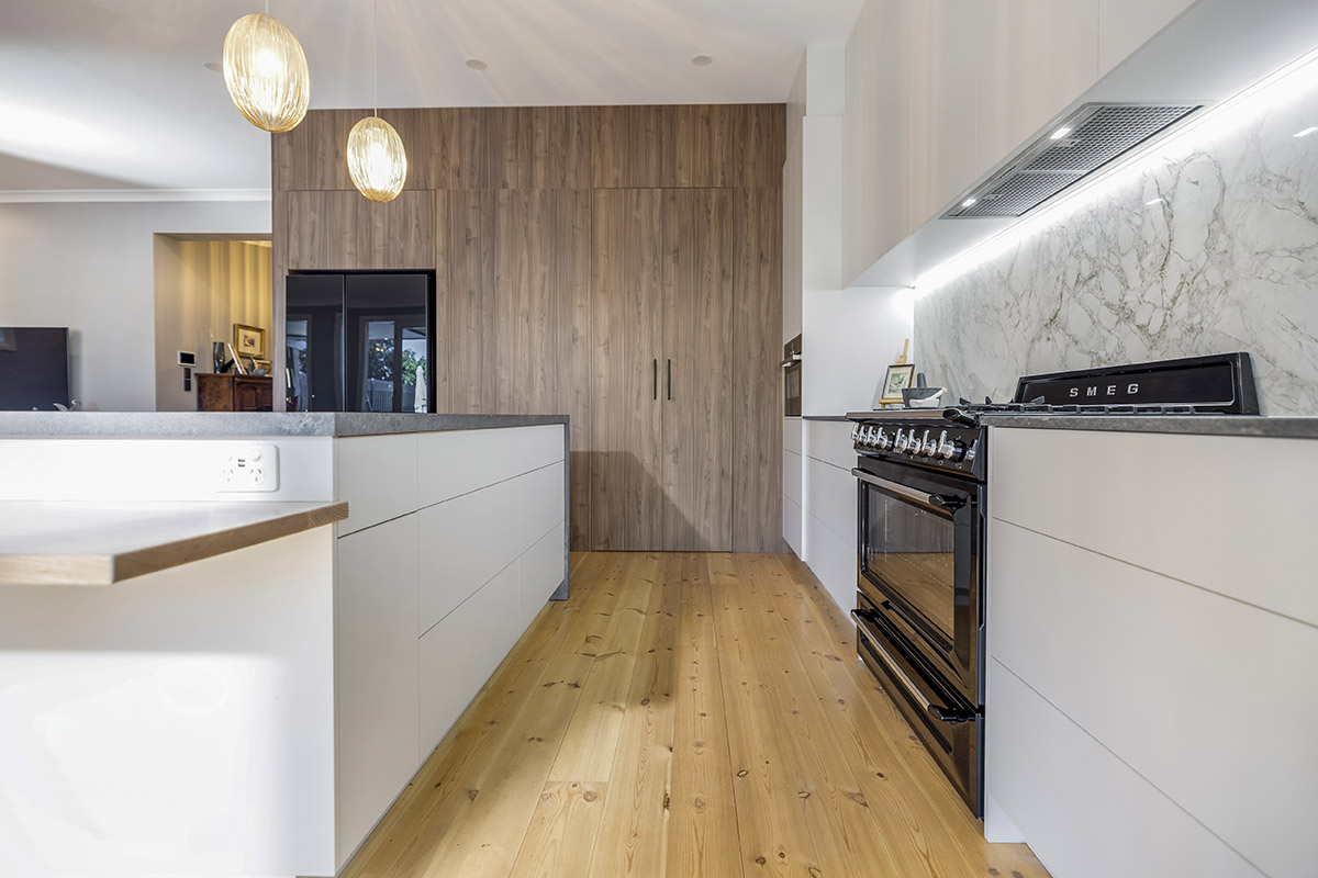 Mile End Kitchen Renovation | Uzit Kitchens & Robes