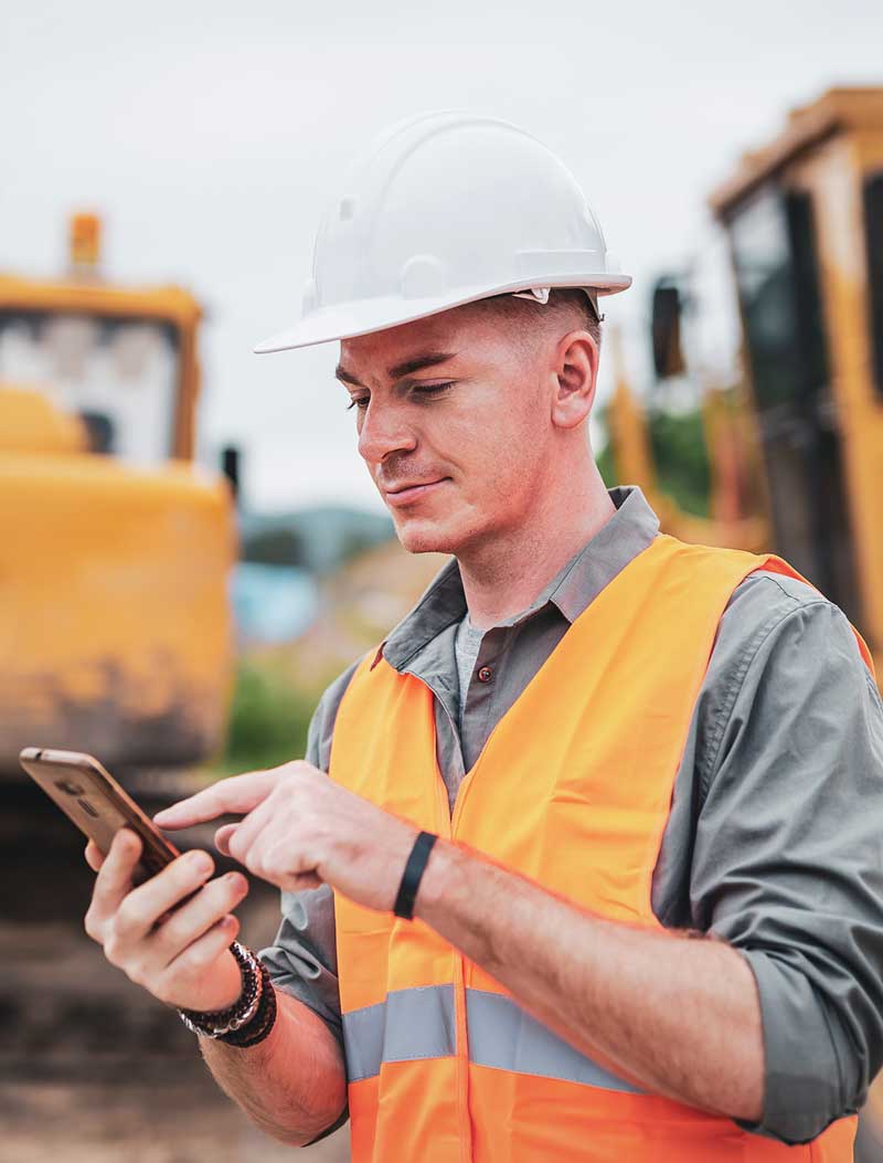 Workplace Safety Technology. Wearable and Analytics Dashboard.