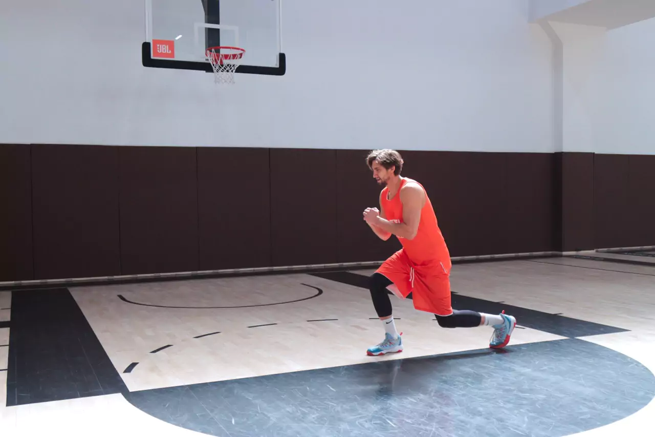 Split jumps — Level Up Basketball