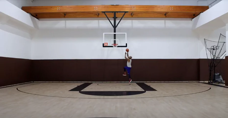 High pick up lay up — Level Up Basketball
