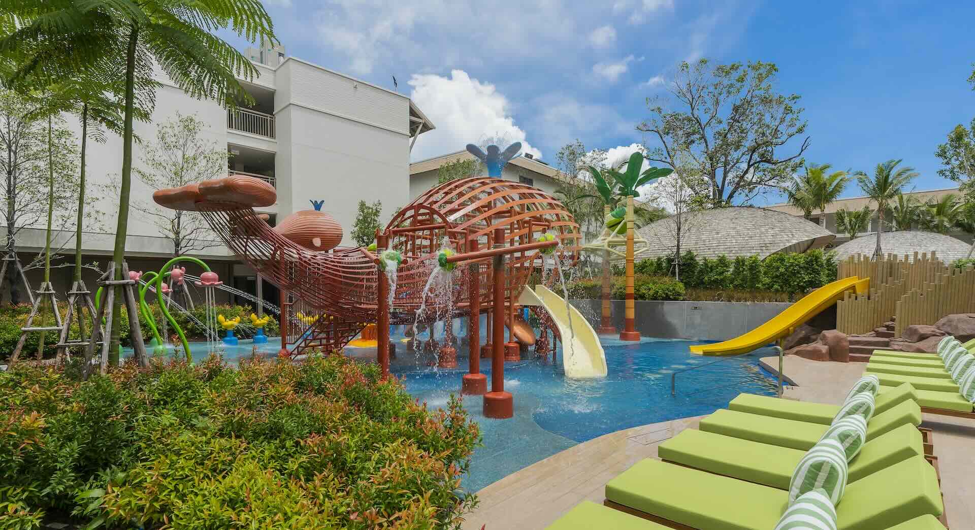 Splash Pad - Vibrant water park at Holiday Inn Resort Samui Bophut Beach