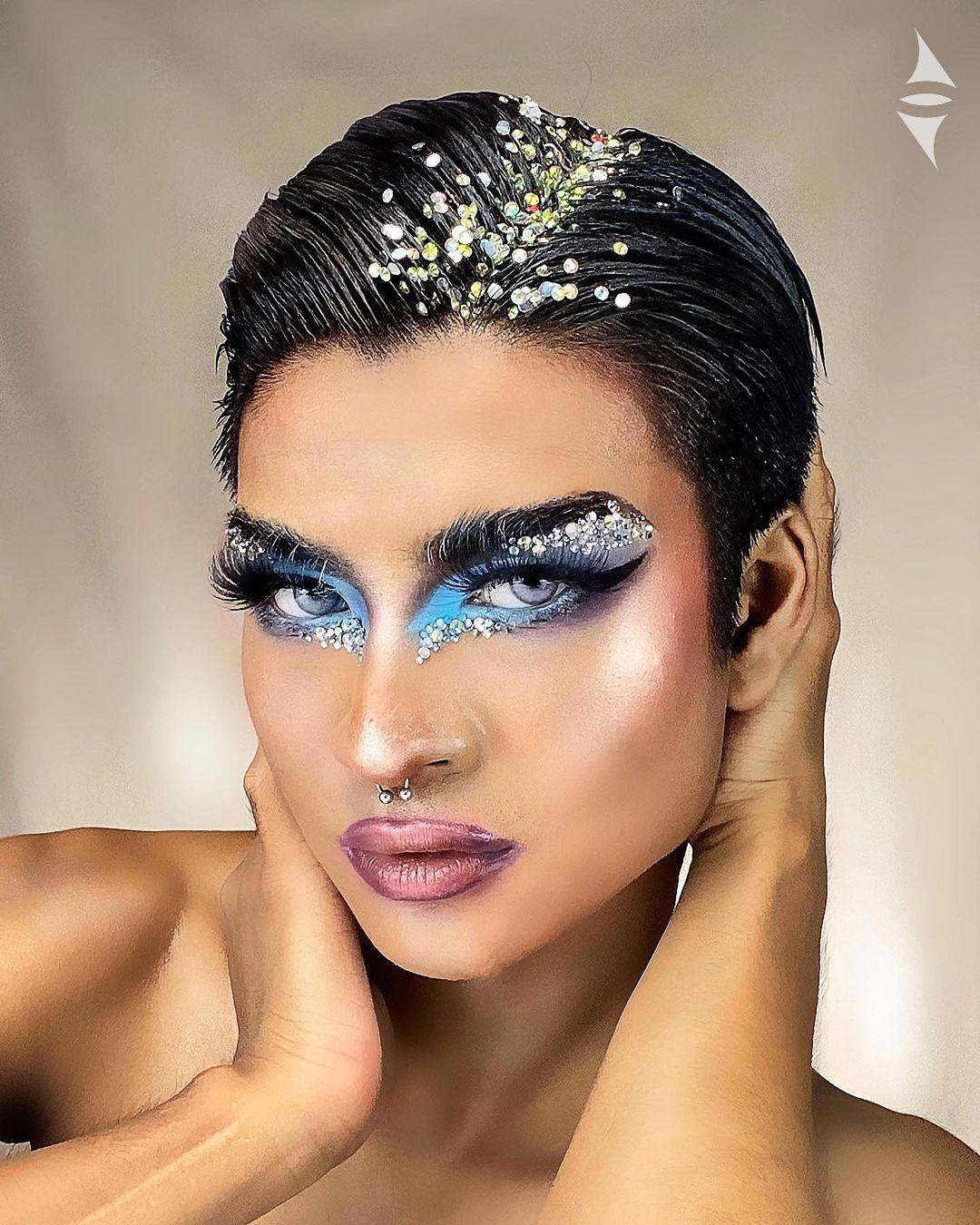 “IVORY BLACK” – Drag ศิลปะบนเรือนร่างที่ไม่ถูกจำกัดด้วยเครื่องเพศ