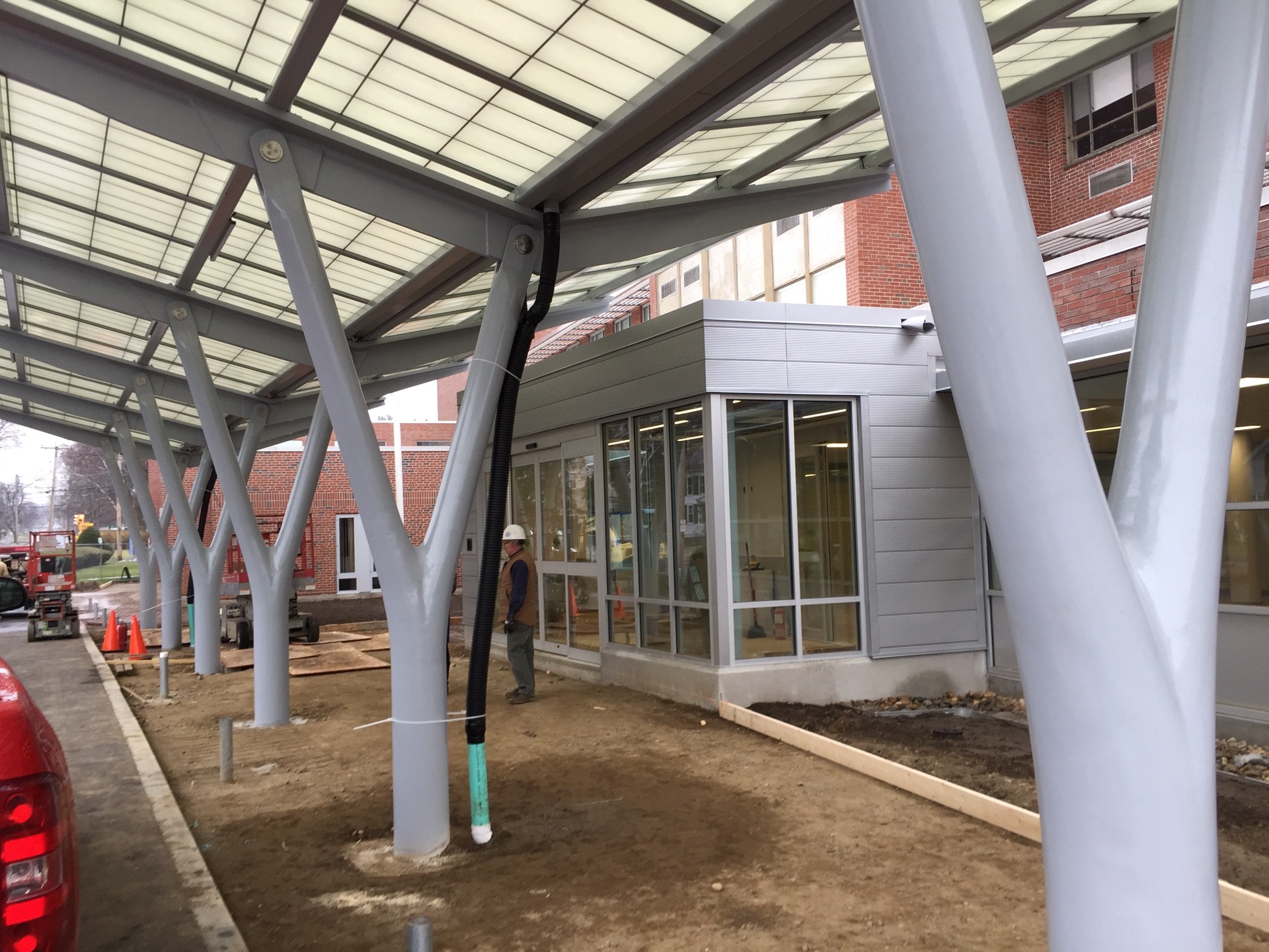 Baystate Noble Hospital Entry Renovation | Cast Connex