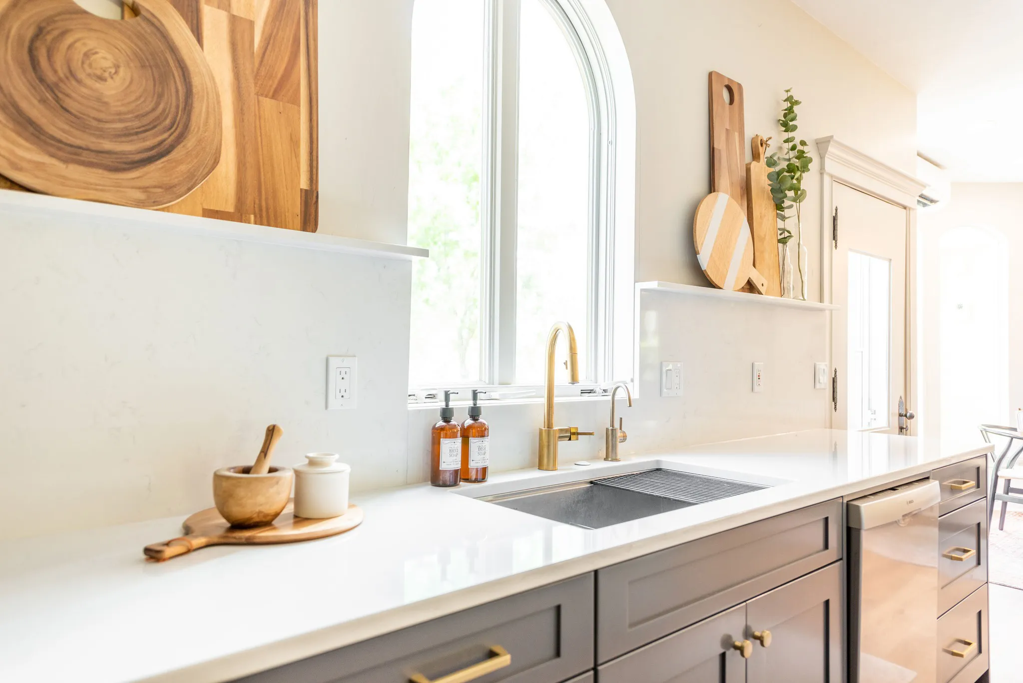 Custom Countertops and Tile Bend Oregon - Nelson Tile & Stone