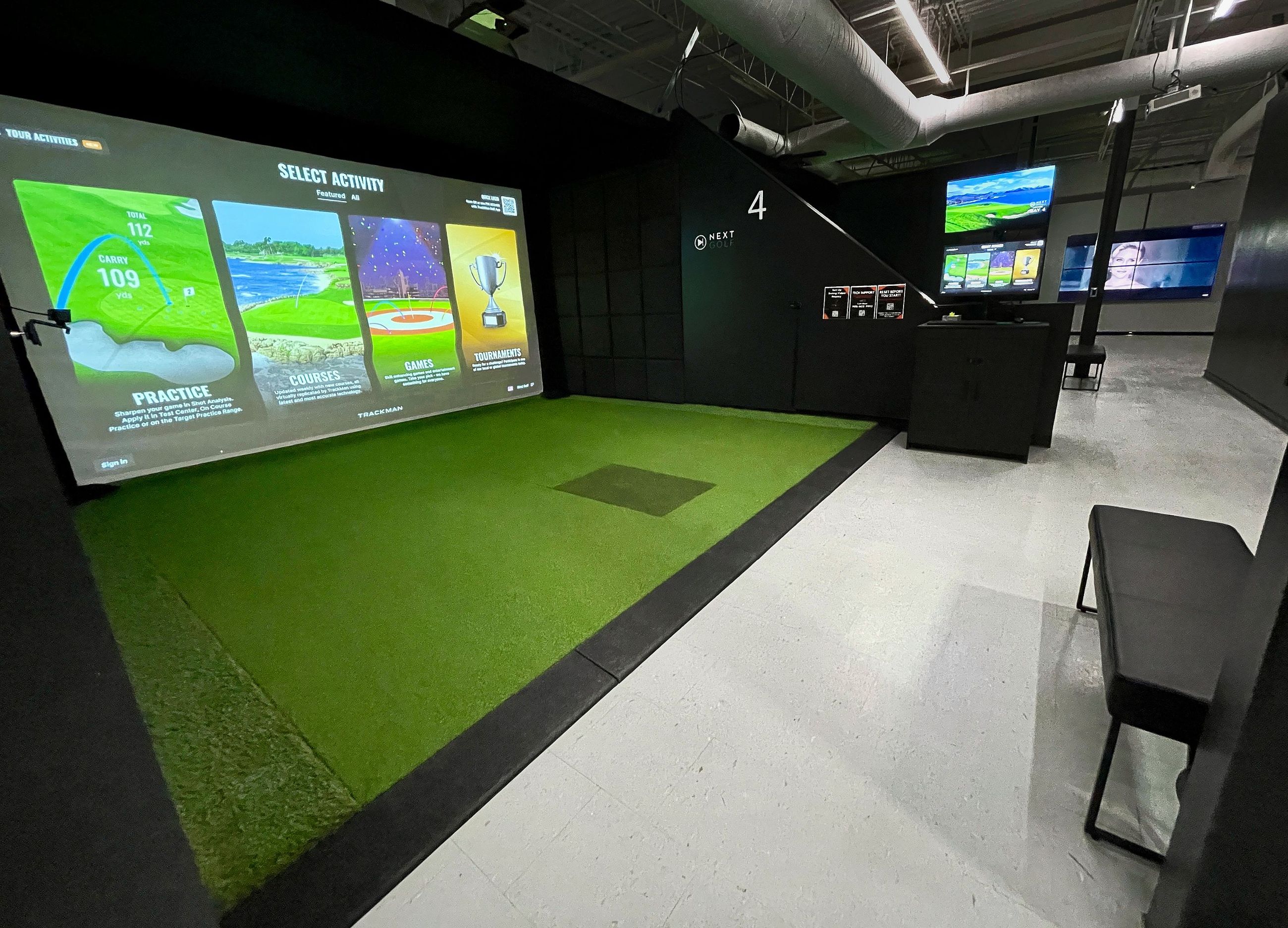 Play Virtual Indoor Golf Year-round